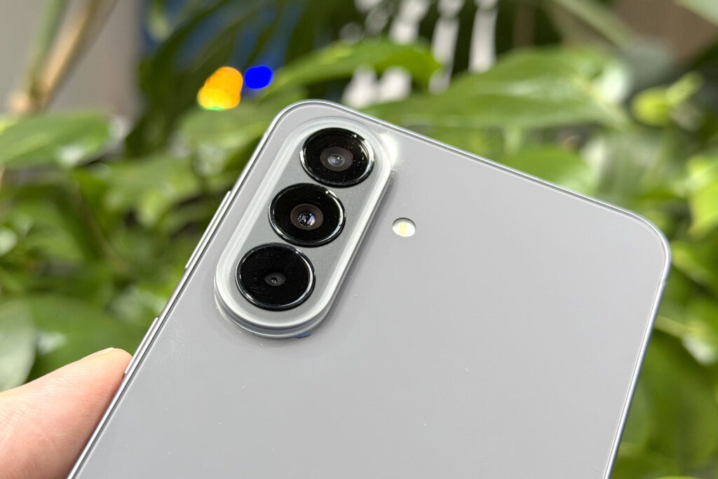 Samsung Galaxy A57 First Impressions: A New Generation of the Global ...
